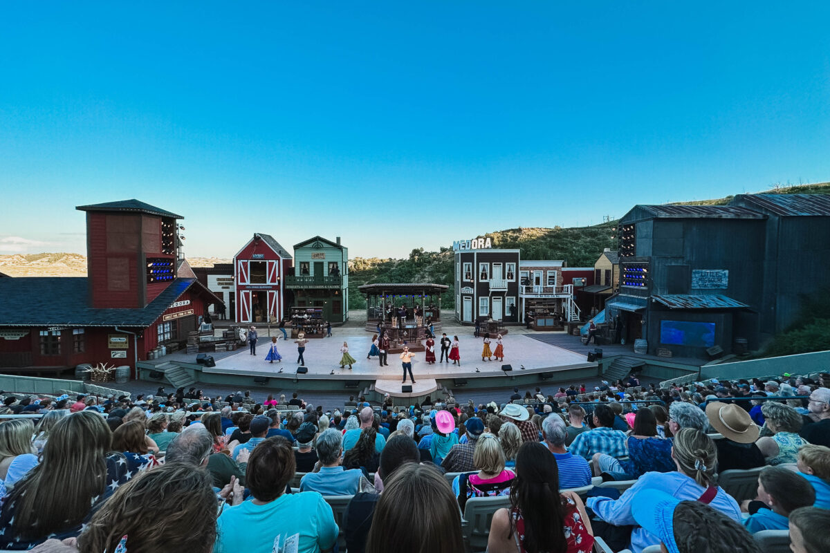 Your Weekend Guide for Medora North Dakota | KAT TELLS ALL